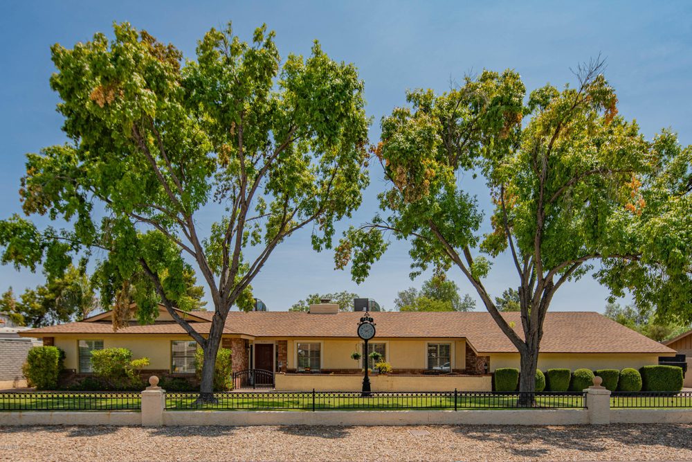 RYAN J GOODMAN - HOMESMART - Updated May 2024 - 17 Photos - 5225 N ...