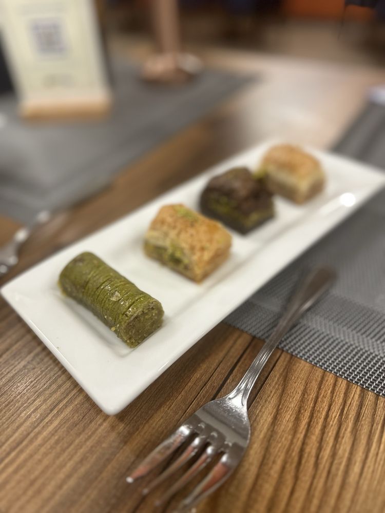 ISTANBUL GRILL CAFE & BAKERY - Updated December 2025 - 57 Photos & 29 ...