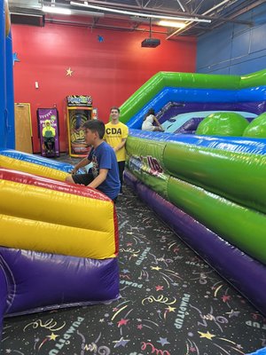 PUMP IT UP SAN ANTONIO NW - Updated October 2025 - 51 Photos & 53 ...