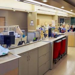 THE URGENCY ROOM - 12 Photos & 40 Reviews - 3010 Denmark Ave, Eagan ...