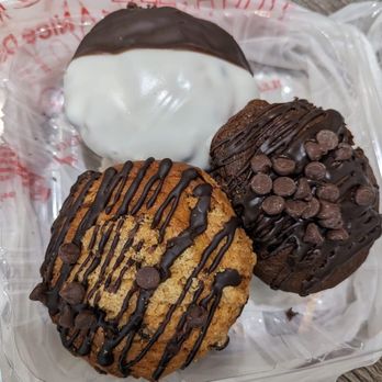 BAGELS WITH DELI - Updated November 2024 - 115 Photos & 77 Reviews ...