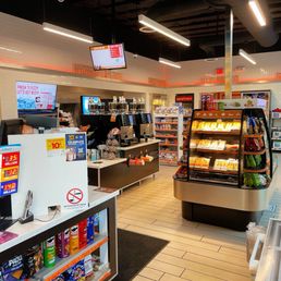 LOOP NEIGHBORHOOD MARKET - Updated July 2025 - 18 Photos & 17 Reviews ...