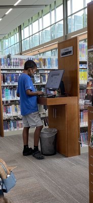 FUQUAY-VARINA COMMUNITY LIBRARY - Updated December 2025 - 31 Photos ...