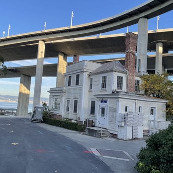 NIMITZ HOUSE - Updated December 2025 - 1 Whiting Way, San Francisco ...