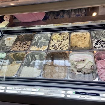 CALABASH CREAMERY - Updated December 2025 - 148 Photos & 272 Reviews ...