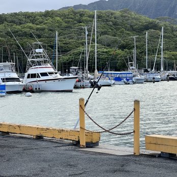 HE’EIA PIER GENERAL STORE & DELI - Updated October 2025 - 698 Photos ...