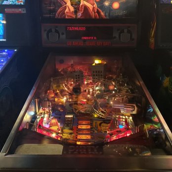 THE ICE BOX ARCADE - Updated October 2024 - 110 Photos & 41 Reviews ...