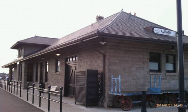 AMTRAK - Updated June 2025 - 14 Reviews - 110 10th Ave SW, Albany ...