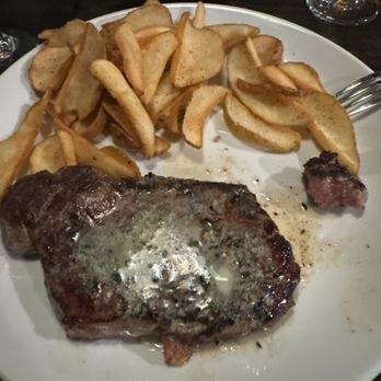 THE LIBRARY COLLEGEVILLE - Updated April 2025 - 95 Photos & 70 Reviews ...