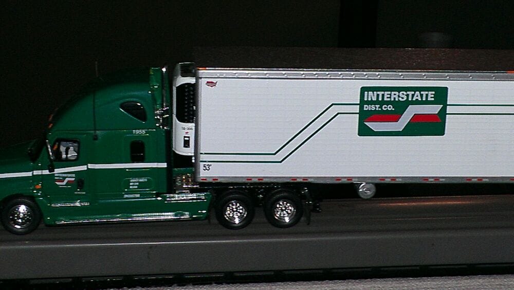 INTERSTATE DISTRIBUTOR - Updated June 2025 - 11128 Hemlock Ave, Fontana ...