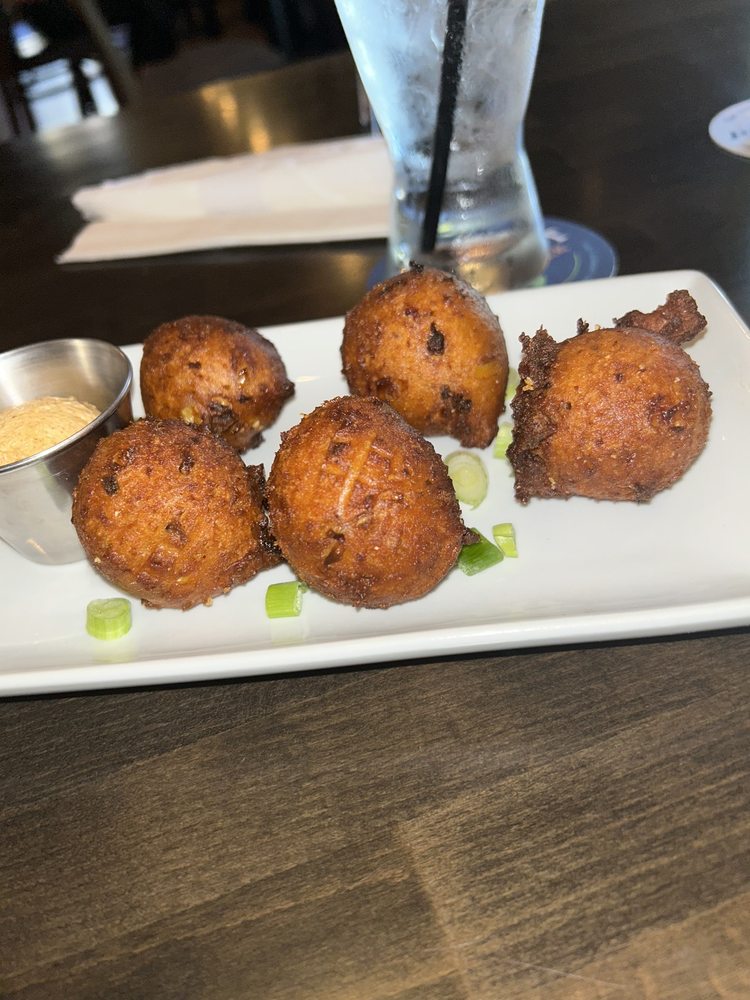 THE HOOT - 20 Photos & 10 Reviews - 2910 Rosewood Dr, Columbia, South ...