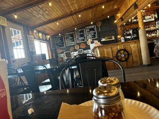 PORTSIDE PIZZA AND PUB - Updated July 2025 - 12 Reviews - 197 W Hwy 30 ...