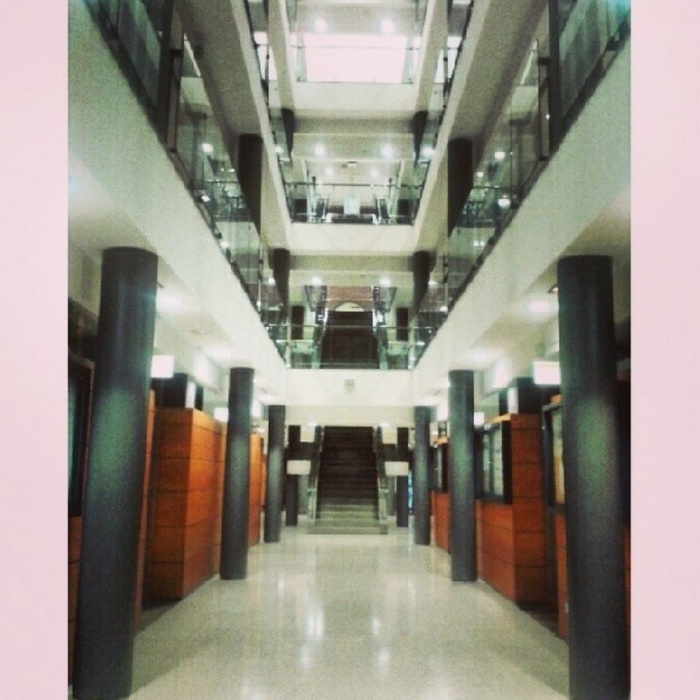 UNIVERSIDAD CEU CARDENAL HERRERA - Updated October 2024 - Avenida ...