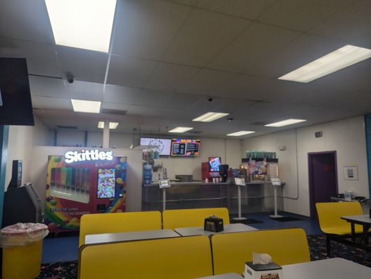 UNITED SKATES OF AMERICA - Updated July 2025 - 26 Photos & 40 Reviews ...