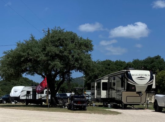 LOST MAPLES RV AND CAMPING - Updated November 2024 - 33557 Fm 187 ...