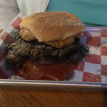 CLEDIS BURGERS & BEER - Updated December 2025 - 72 Photos & 38 Reviews ...