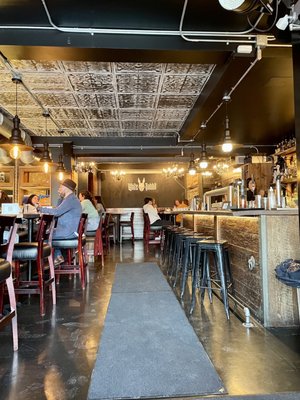 WHITE RABBIT - Updated December 2025 - 65 Photos & 46 Reviews - 47 King ...