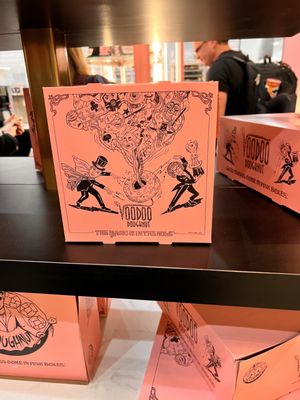 VOODOO DONUTS - Updated December 2025 - 153 Photos & 60 Reviews - 1 ...