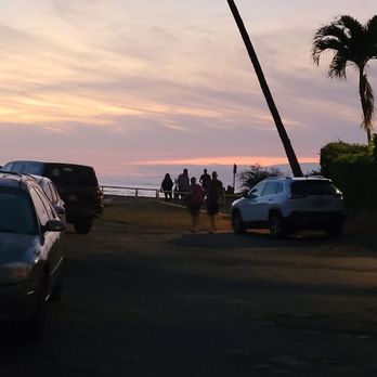 WEST LIPOA STREET BEACH - Updated November 2024 - W Lipoa St & Uluniu ...