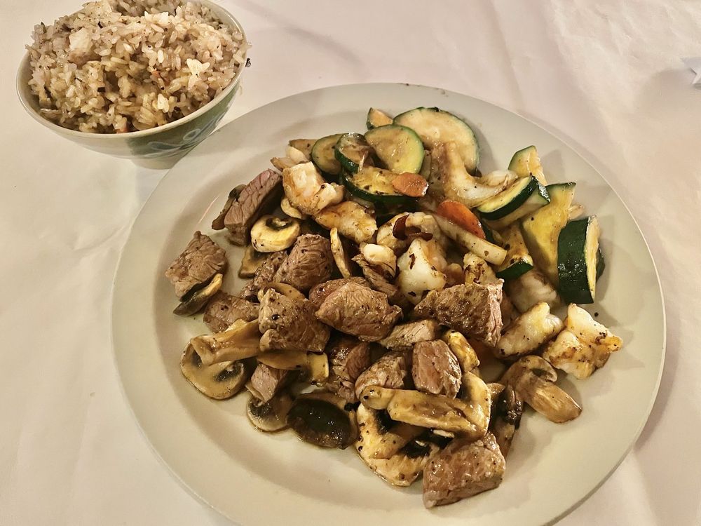 DOMO 77 STEAK HOUSE - FOX VALLEY - Updated January 2026 - 221 Photos ...