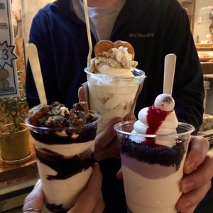 CHEESE & CRACK SNACK SHOP - 1012 Photos & 495 Reviews - 22 SE 28th Ave ...