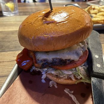 LSA BURGER - Updated October 2024 - 1013 Photos & 1343 Reviews - 113 W ...