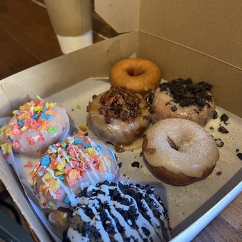 GLAZED OVER DONUTS - Updated September 2024 - 772 Photos & 450 Reviews ...