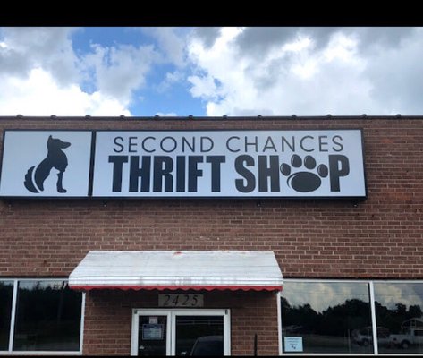 SECOND CHANCES THRIFT SHOP - Updated August 2025 - 15 Photos - 2425 New ...
