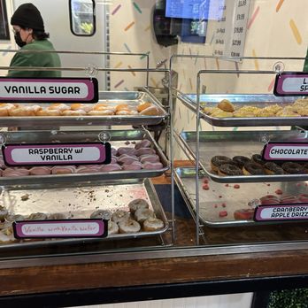 THE MINI DONUT COMPANY - Updated April 2024 - 76 Photos & 42 Reviews ...