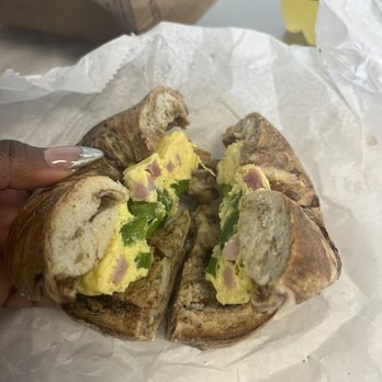NAVAL BAGELS - Updated December 2024 - 116 Photos & 204 Reviews - 609 A ...