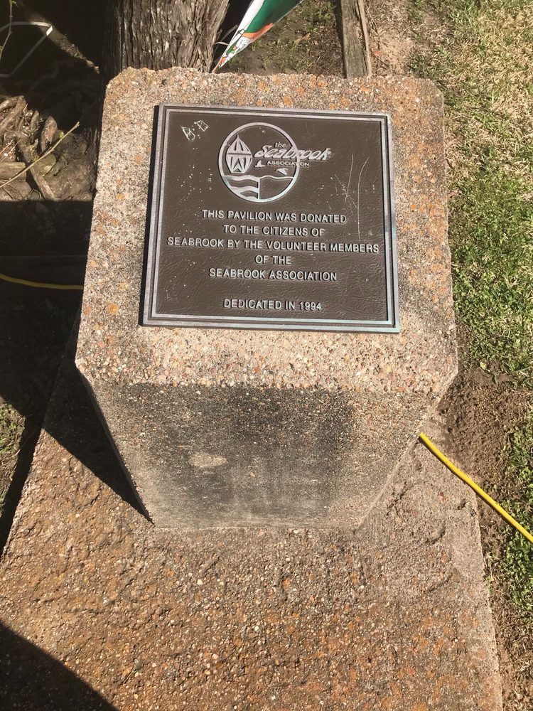 REX MEADOR PARK - Updated February 2025 - 19 Photos - 2400 Hammer St ...