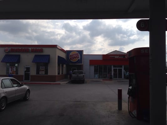 TEXACO FOOD MART - Updated April 2025 - 1526 N New Braunfels Ave, San ...