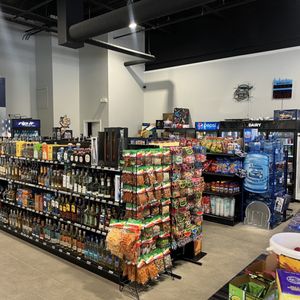 GARFIELD’S BEVERAGE - Updated February 2025 - 88 W Gartner Rd ...