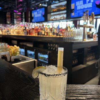 PUTTSHACK - EDINA - Updated April 2025 - 556 Photos & 48 Reviews - 330 ...