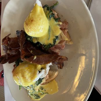 CAFE TOUCHE FRENCH BISTRO & WINE BAR - Updated February 2025 - 302 ...