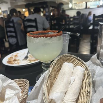 MARISCOS EL PERIHUETE - Updated August 2025 - 421 Photos & 498 Reviews ...