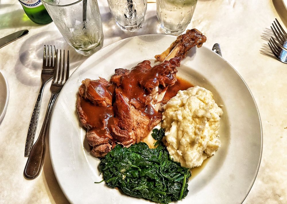 CARLUCCI ROSEMONT - 344 Photos & 426 Reviews - 6111 N River Rd ...