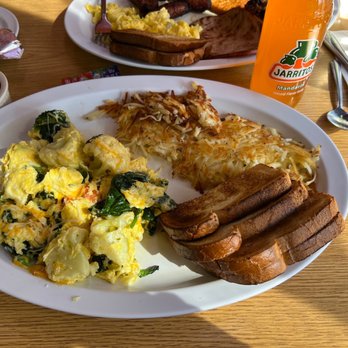 MISSION’S KITCHEN - 133 Photos & 187 Reviews - 2738 Mission St, San ...