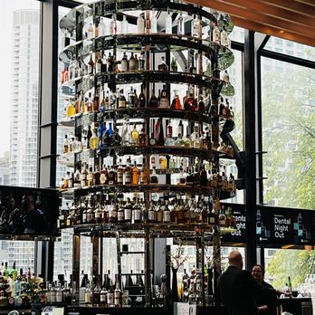 BIG BAR - Updated October 2025 - 225 Photos & 183 Reviews - 151 E ...