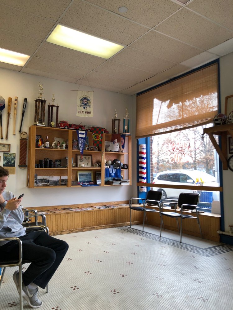 CLASSIC CUTS - Updated January 2026 - 16 Reviews - 135 Vine Ave, Park ...