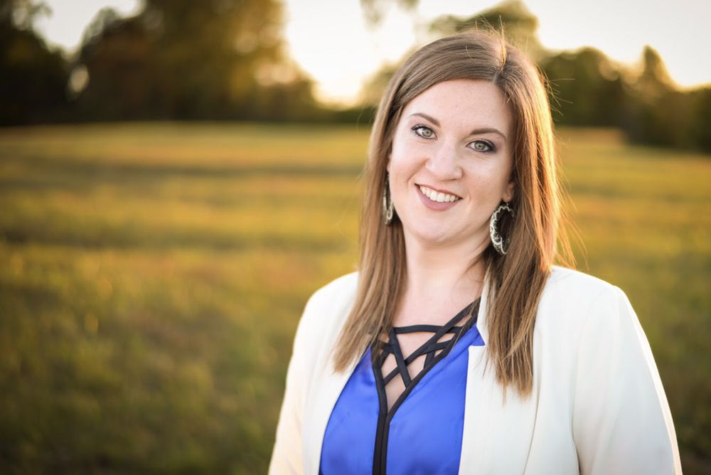 AMBER HAMILTON REALTOR - 49 Photos - 2737 E Jackson Blvd, Jackson ...