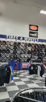 SUMMIT RACING EQUIPMENT - Updated December 2025 - 61 Photos & 189 ...