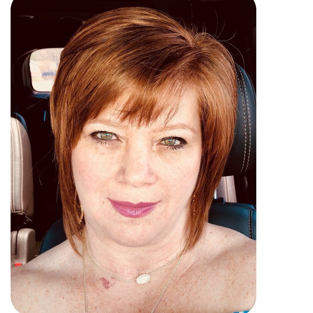 Constance Mace's Instagram, Twitter & Facebook on IDCrawl