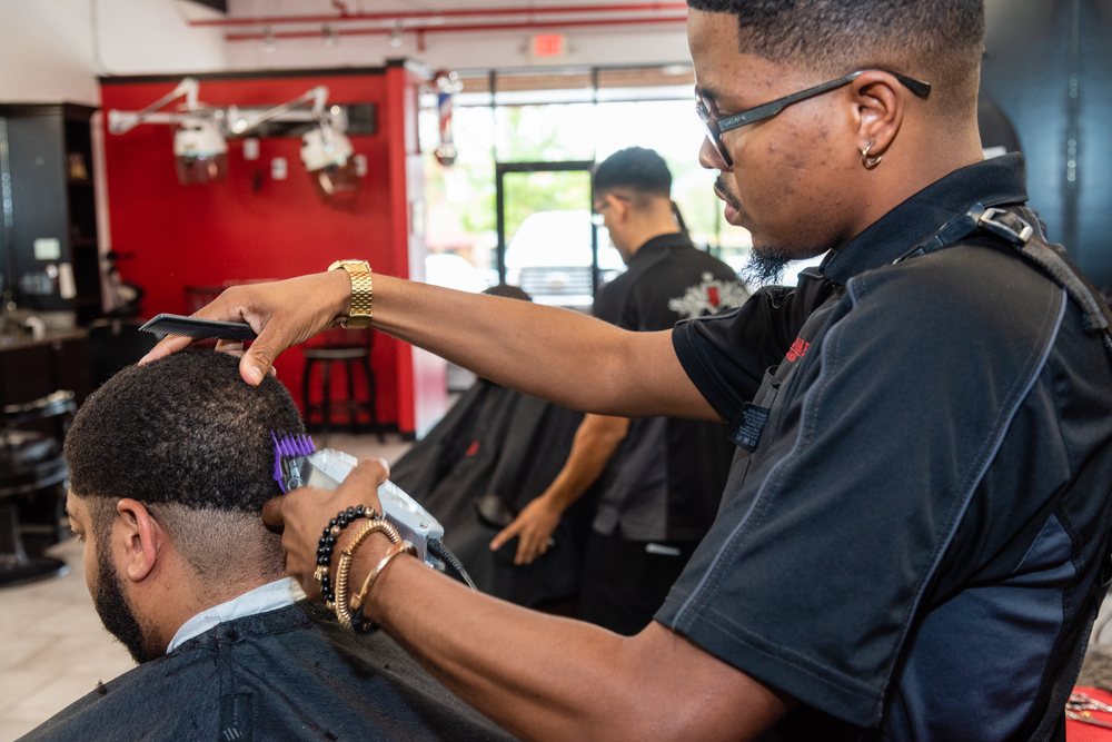 BILLIONAIRE’S BARBER SHOP CARY - 55 Photos & 53 Reviews - 261 Grande ...