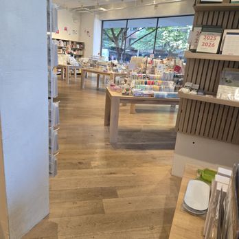 MOCHITHINGS - Updated November 2025 - 73 Photos & 15 Reviews - 101 ...