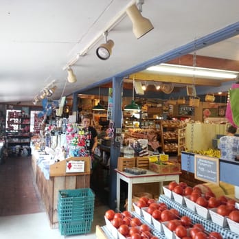 HUCK’S FARM MARKET AND COUNTRY SHOP - Updated January 2026 - 14 Photos ...