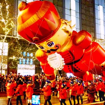 THE MAGNIFICENT MILE LIGHTS FESTIVAL - Updated April 2025 - 57 Photos ...