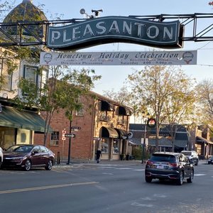 PLEASANTON POLICE DEPARTMENT - 10 Photos & 39 Reviews - 4833 Bernal Ave ...