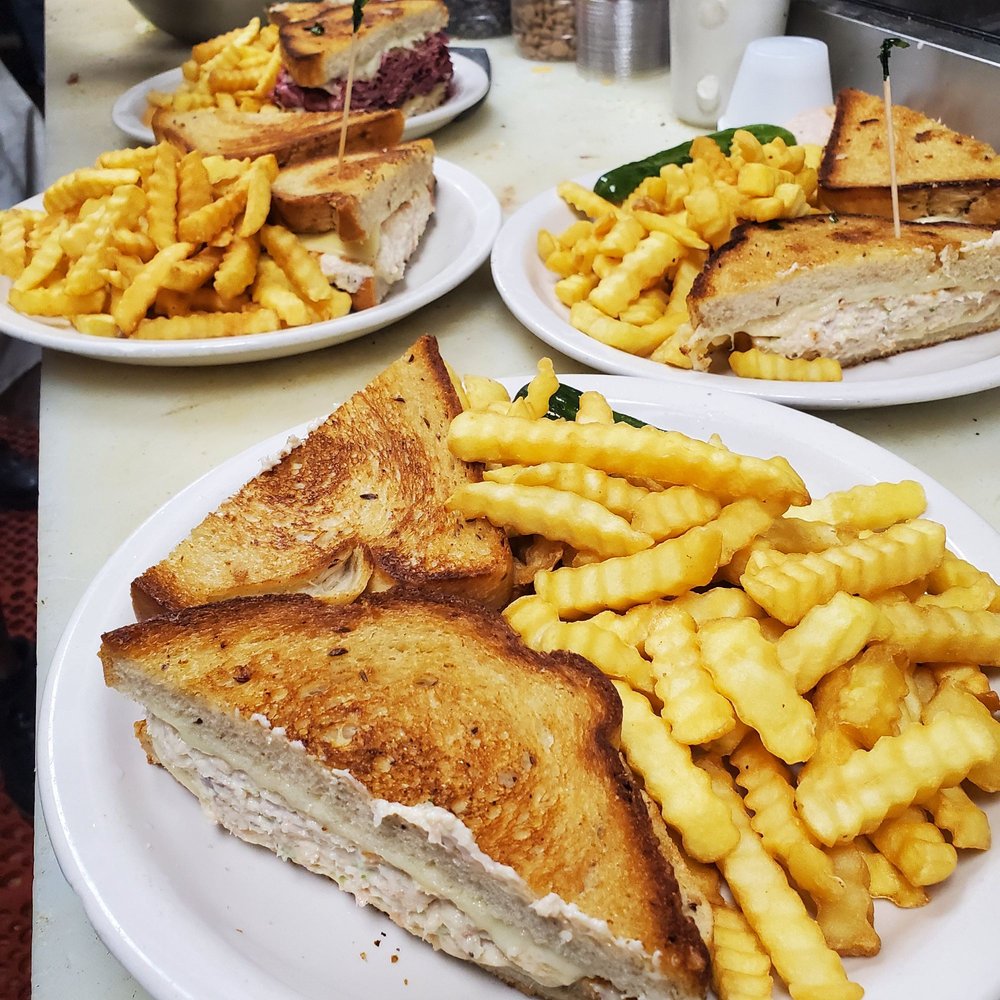 BAGELMANIA - 163 Photos & 160 Reviews - 15842 W State Rd 84, Sunrise ...