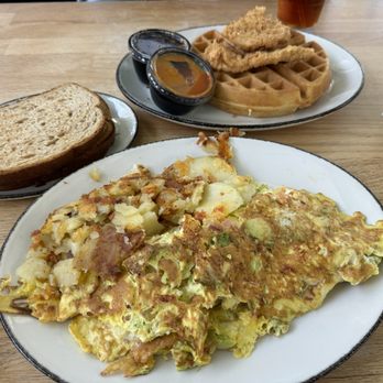 EC DINER - Updated January 2025 - 525 Photos & 307 Reviews - 10055 ...